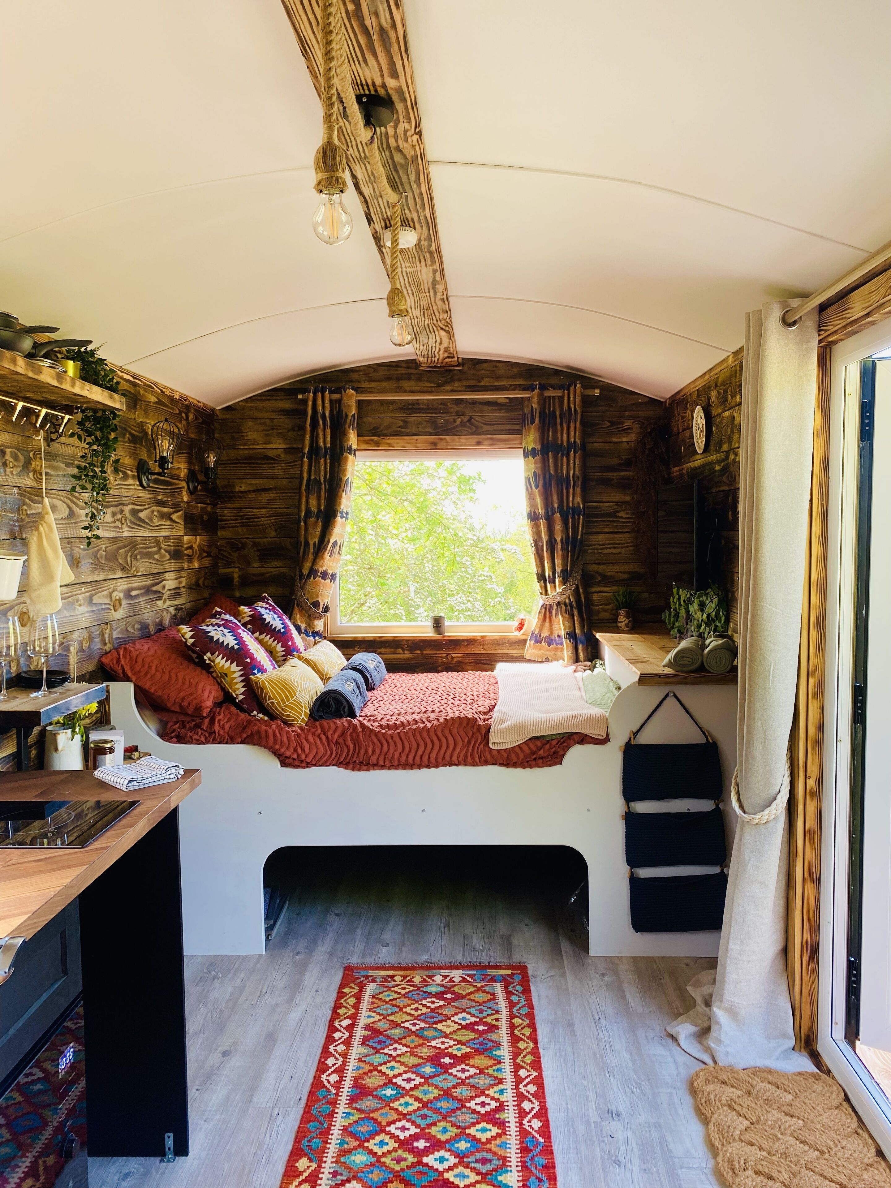Loki Shepherds Hut [ Graig Escapes ] - Llangollen