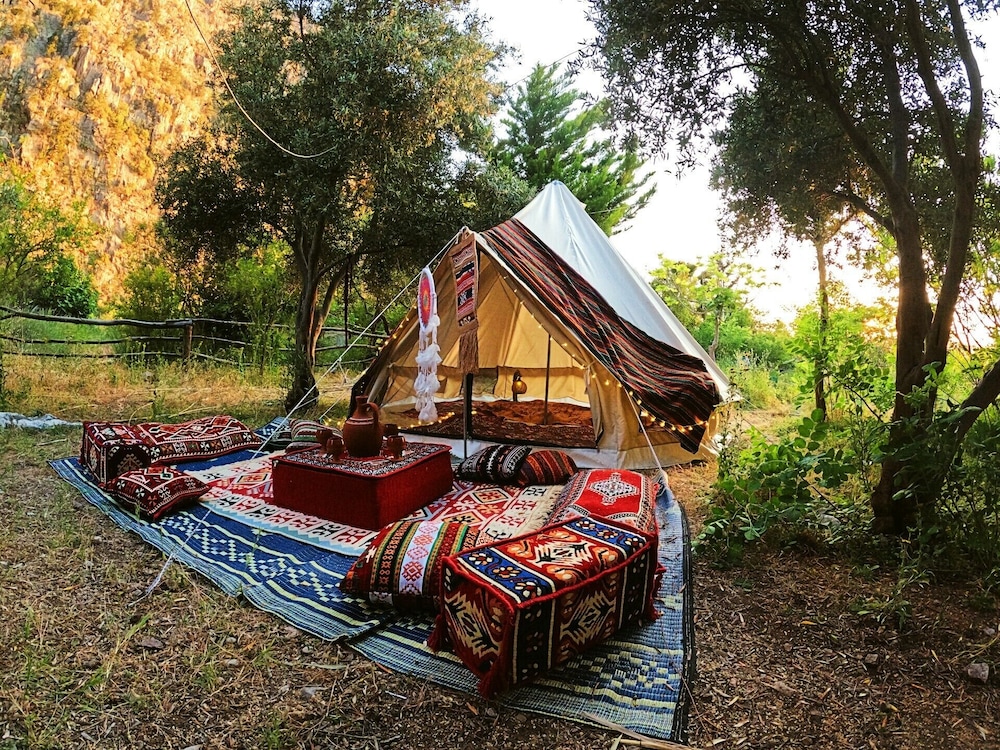 Butterfly Valley Beach Glamping - Faralya