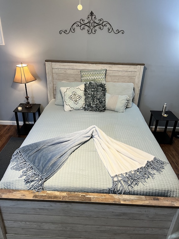 Entire Space, 2 Private Bath! 2bdrm-apt In Guest Barn Complex. Private Entry! - Albany, GA