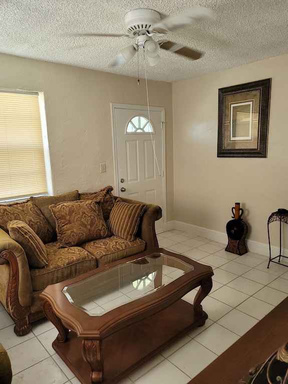 Cozy Cottage In The Magic City! - Cutler Bay