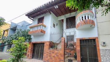 Entrada do alojamento