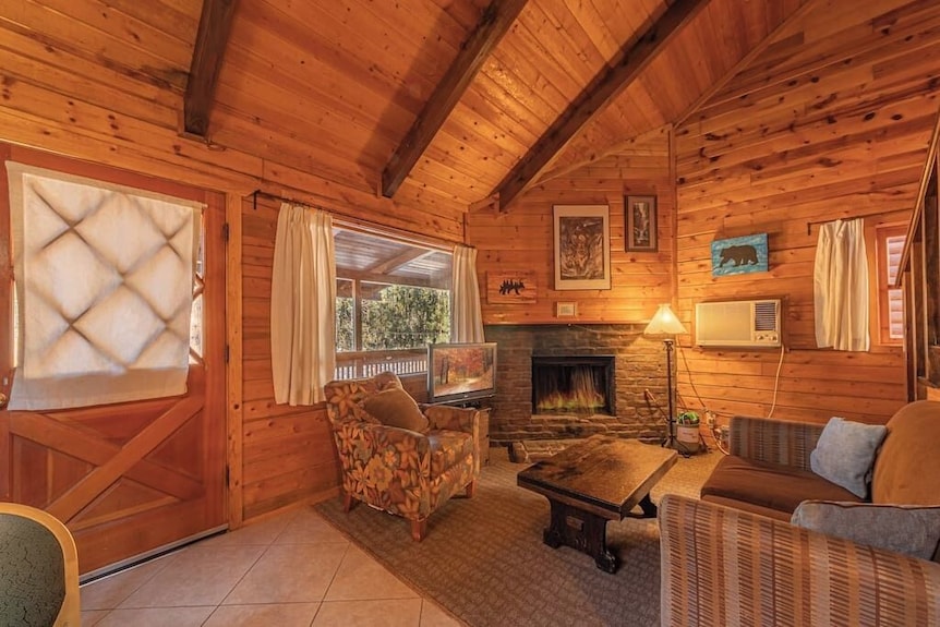 Forest Cabin 3 Bear's Den - Christopher Creek, AZ