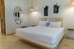 Quarto Deluxe | Cofre no quarto, secretária adequada para computadores portáteis 
