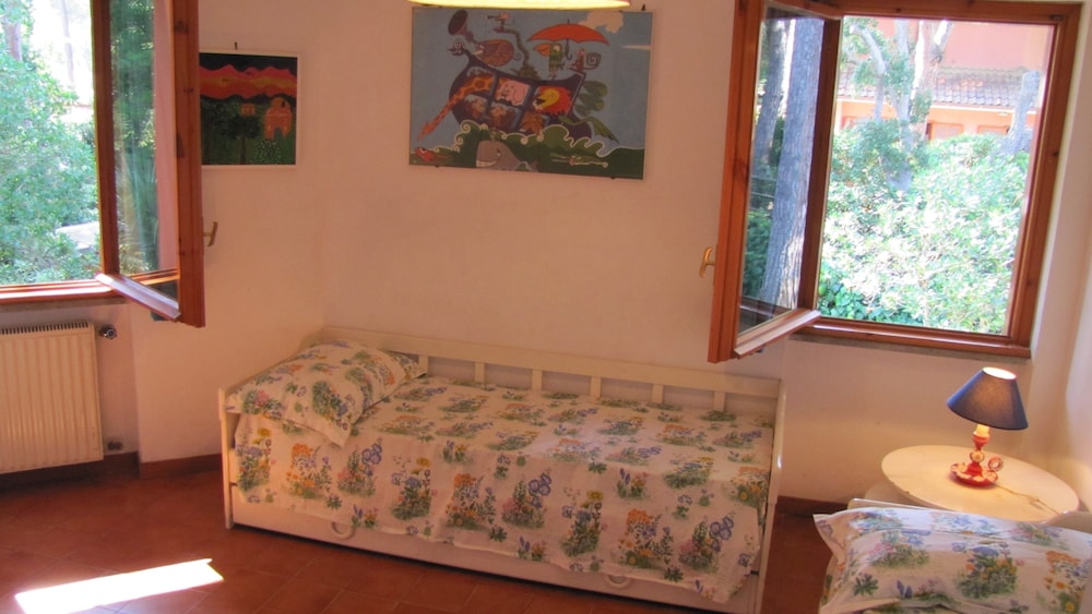 Villa De Cuatro Familias Con Jardín En El Corazón Del Bosque De Pinos - Castiglione della Pescaia