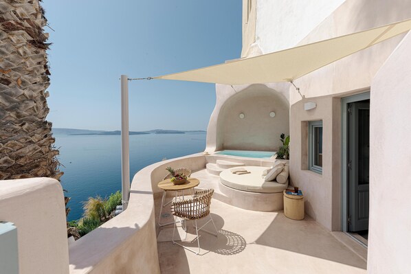 The Exotic Cave Suite - Greek Islands | Vrbo