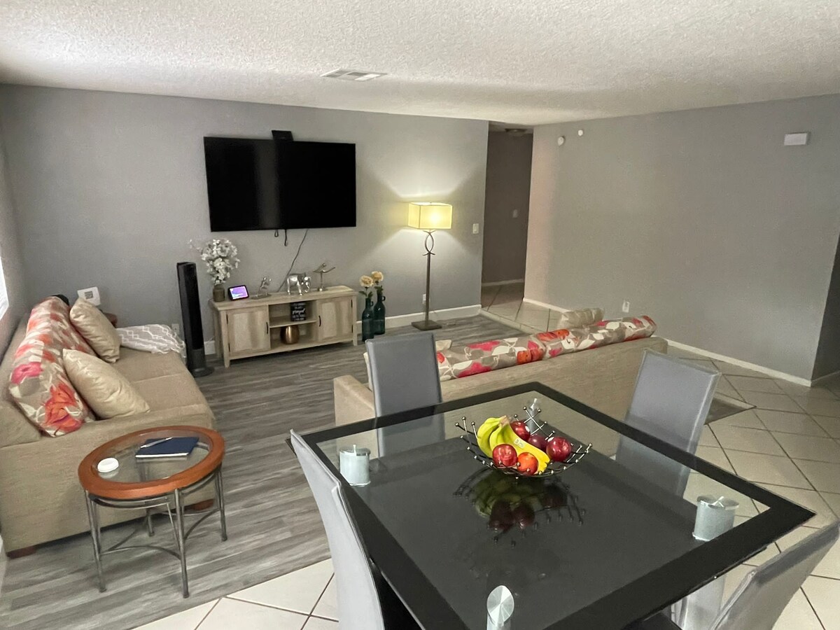 Discover the Beauty of Our Central Town House - Your Perfect VRBO ...