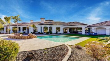 Piscina exterior