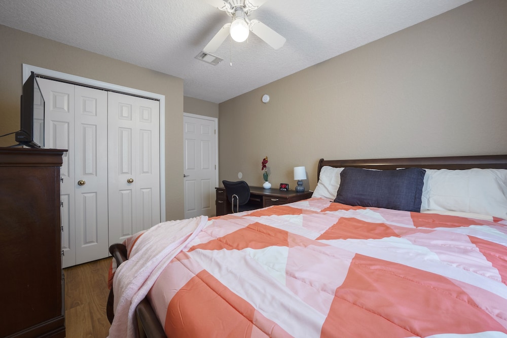 Cheerful 2 Bedrooms 2 Full Bathrooms Duplex - Greenwood, AR