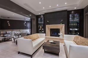 Apartamento em Condomínio Fechado (Aspen Mountain Residences, 2 Bedroom ) | Exterior