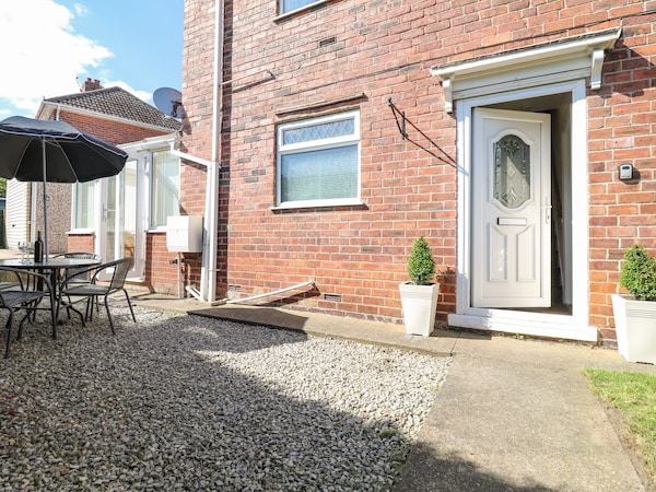 Cedar Cottage - Chesterfield