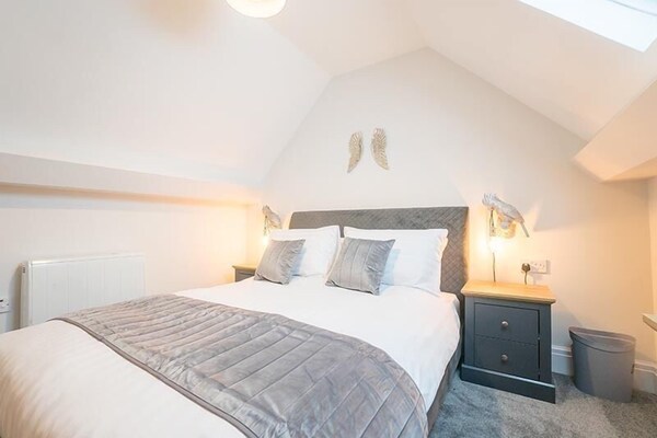 The Queens Arms Apartments - Liverpool