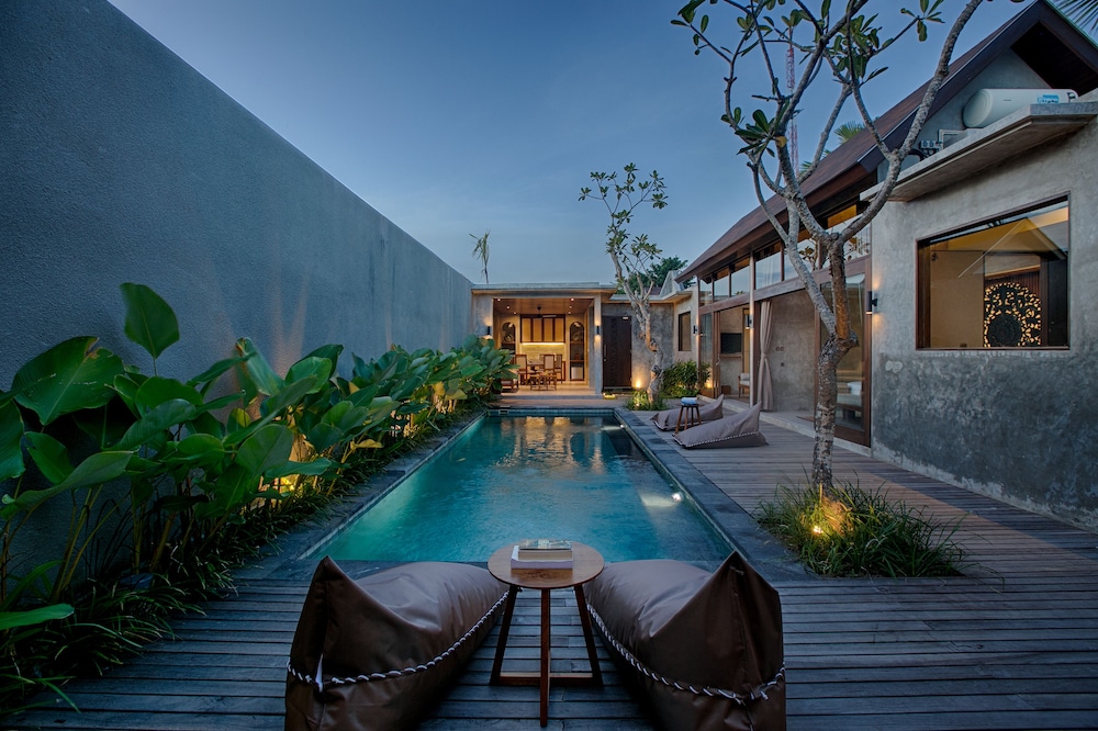 Taman Dhamawangsa Suites - Jimbaran
