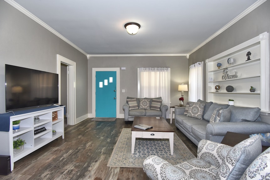 *Entire Home-cherry St.-dining-shopping-nightlife* - 塔爾薩