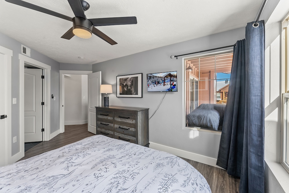 Upgraded 2 Bd 2 Bth Pool, Jacuzzi, Mins To The Lake, Park City, East Deer Valley - Utah