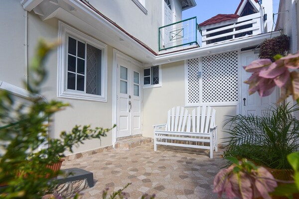 Modern Studio - Montego Bay