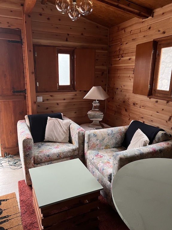 Pleasant Cabin With Páteo 5 Minutes From The City - Azores