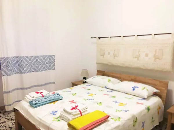 Appartamento Gina Centro Vicino A Bus E Metro - Free Wifi - Cagliari