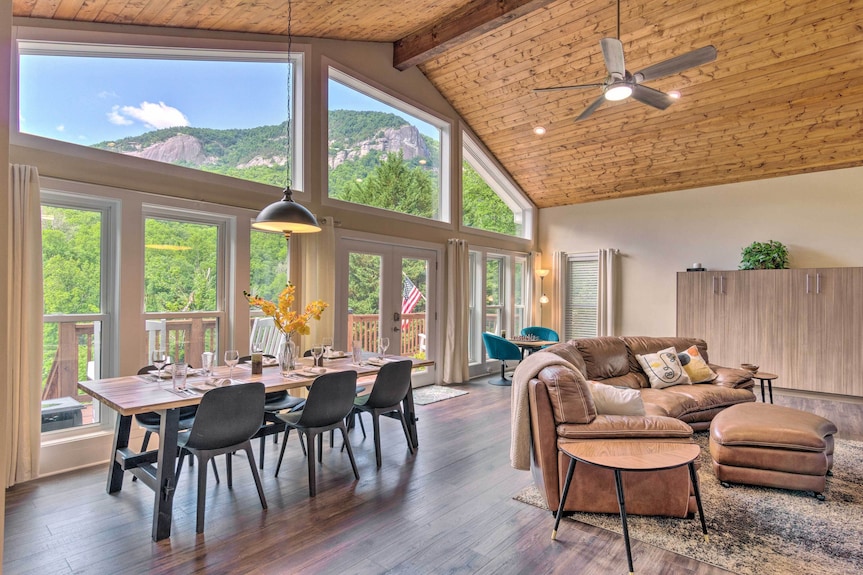 Stunning Mtn Views! Group Getaway In Chimney Rock -