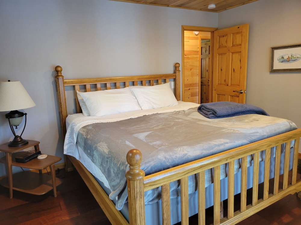Lakeside Escape - Minocqua, wI