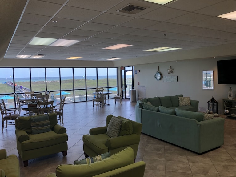 Gulf Front! Indoor Pool Newly Decorated Amazing Views Discounts! Phoenix Vii - Orange Beach, AL