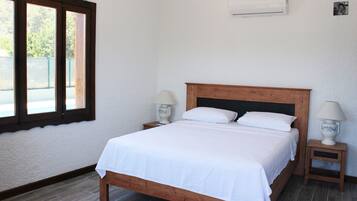 Quarto tradicional | Individualmente decorados, escrivaninha