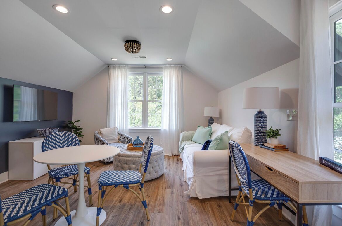 The Rose Garden Retreat - Nc State /Cameron Village/pnc Park - Raleigh, NC