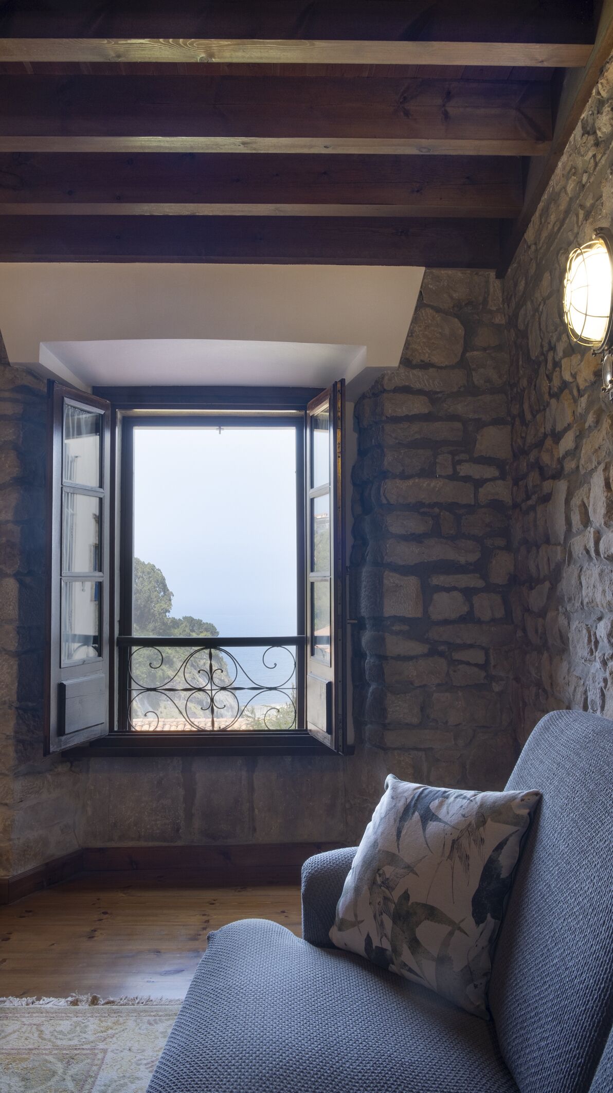 El Tresmayu. Manor House With Garden In Lastres. Sea And Mountain Views. - Asturias