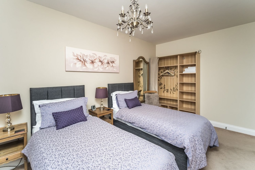 Lords Seat - An Apartment That Sleeps 6 Guests In 3 Bedrooms - Crummock Water