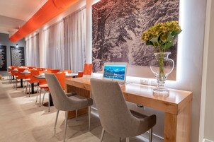 Pequeno-almoço tipo buffet diário incluído 