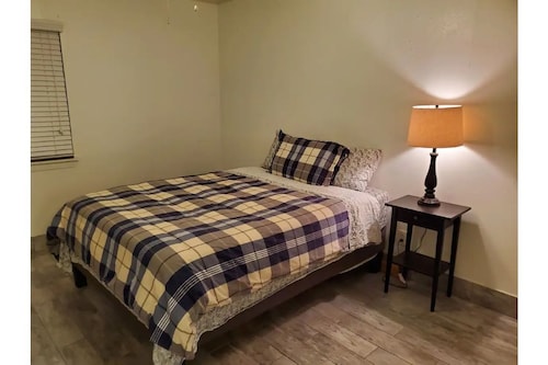 Modern Furnished Spacious 1br/1b By Heights (11) - Independence Heights - Houston