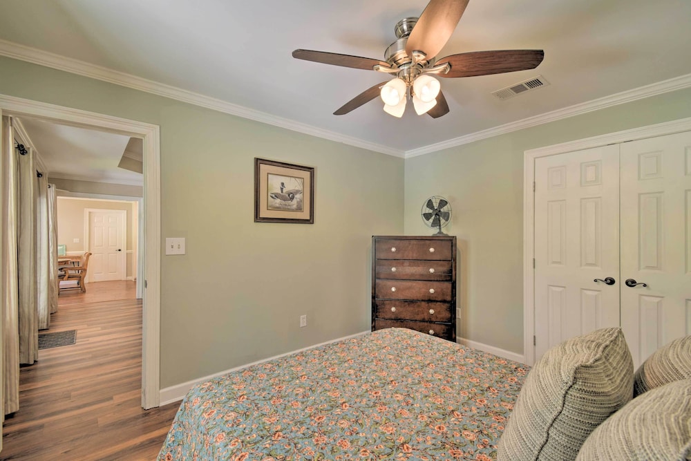 Peaceful Fairhope Cottage W/ Covered Patio! - Foley, AL