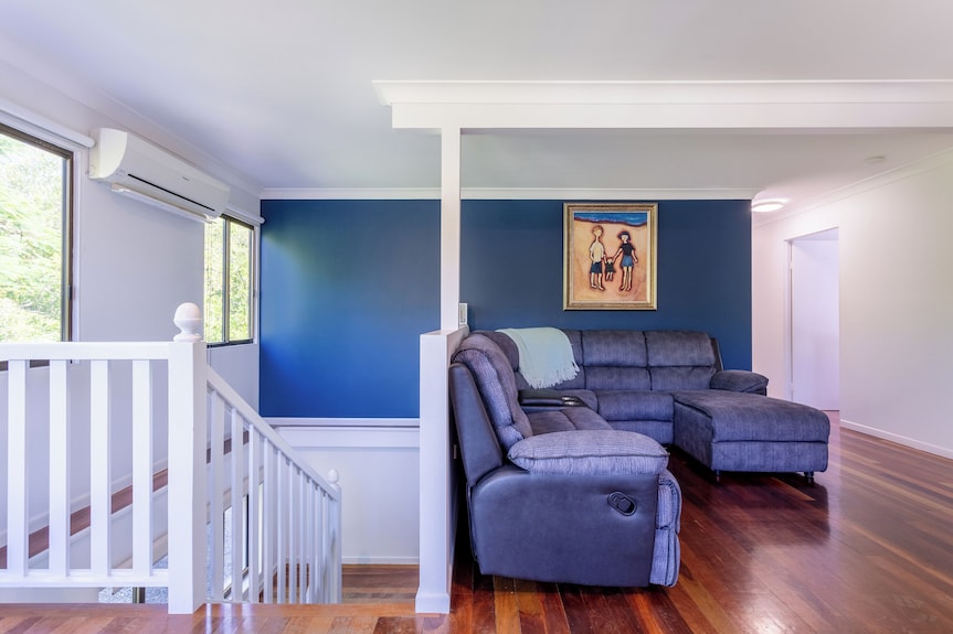 Large Family Home On Lammermoor Beach - Queensland