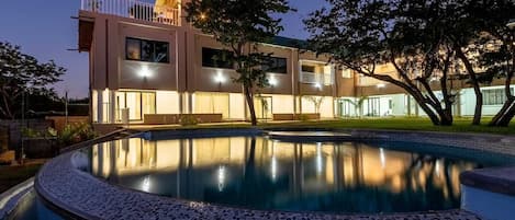 Piscina exterior