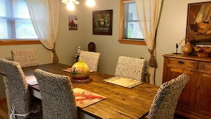 Casa, 3 quartos | Restaurantes