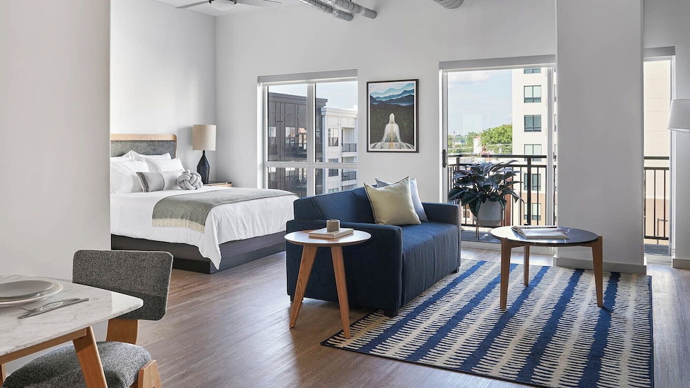 Sentral Sobro - Nashville, TN