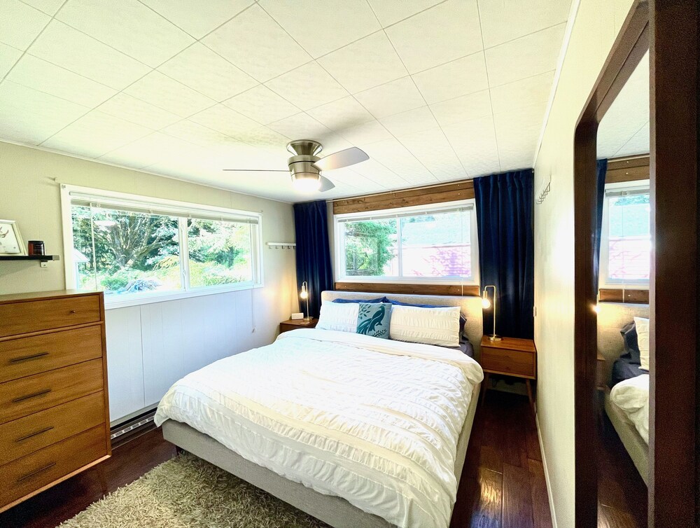 Cozy Riverside Cabin With Hot Tub, Epic Views, Near 12 National Forest Hikes! - Index, WA