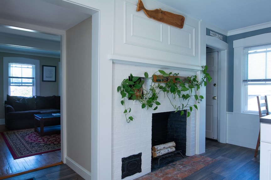 Relaxing Rivers Edge Main Street Retreat - Ipswich, MA