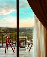 Lençóis italianos Frette, roupa de alta qualidade, minibar 