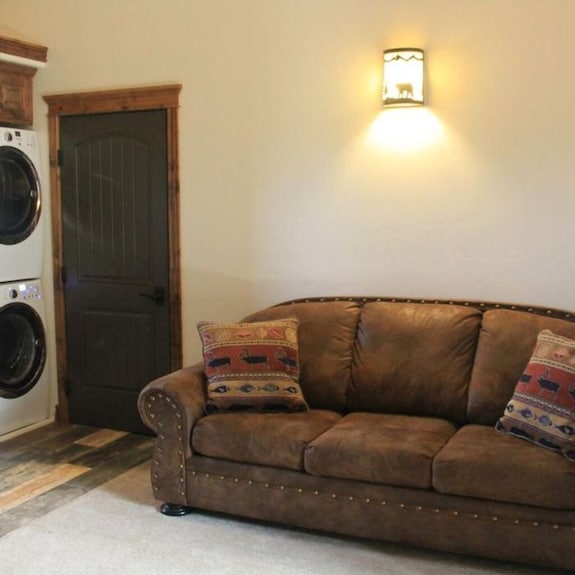 King Beds Townhomes On The Green - Afton, WY