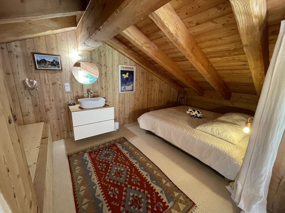 Semi Detached Chalet For 8 With Balcony & Garden - Les Praz