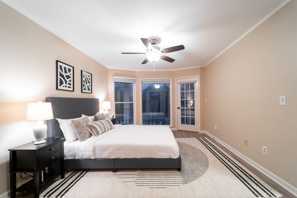 Cozy house in Madison - 5 minutes to Reaseach Park - Madison | Vrbo