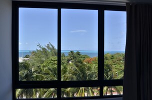 Quarto solteiro superluxo | Wi-Fi de cortesia, roupa de cama