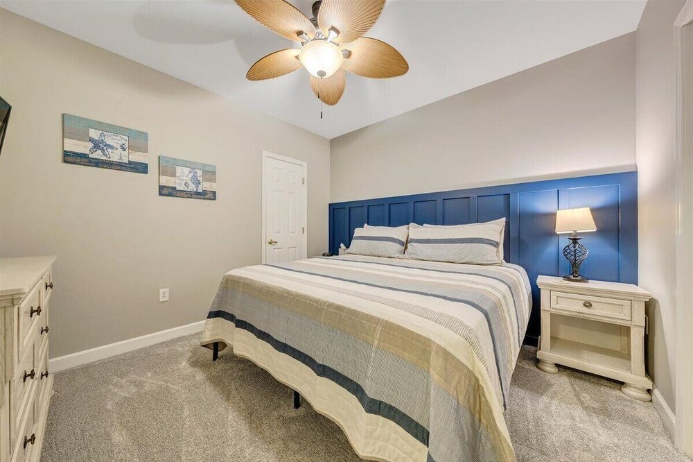 #323 Pointe - 2 Bedroom Lakefront Condo At Mariners Sml - Smith Mountain Lake, VA