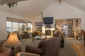 Casa, várias camas (Pirate's Cove) | Sala de estar
