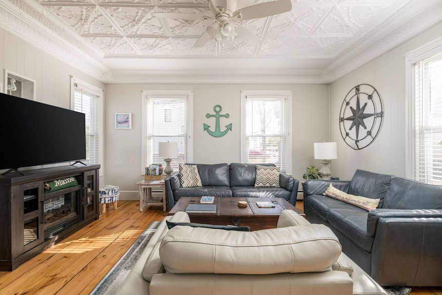 Charming, Updated 2 Bdr Condo - 3 Minute Walk To The Beach! - 長島