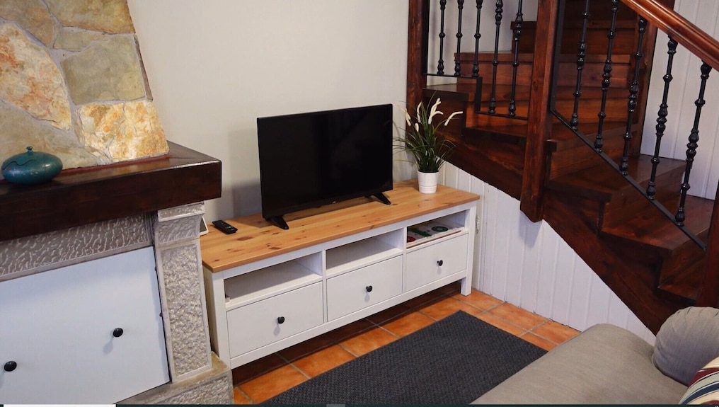 Casa Rural El Balcón Del Hórreo Para 6 Personas En Piloña - Asturias