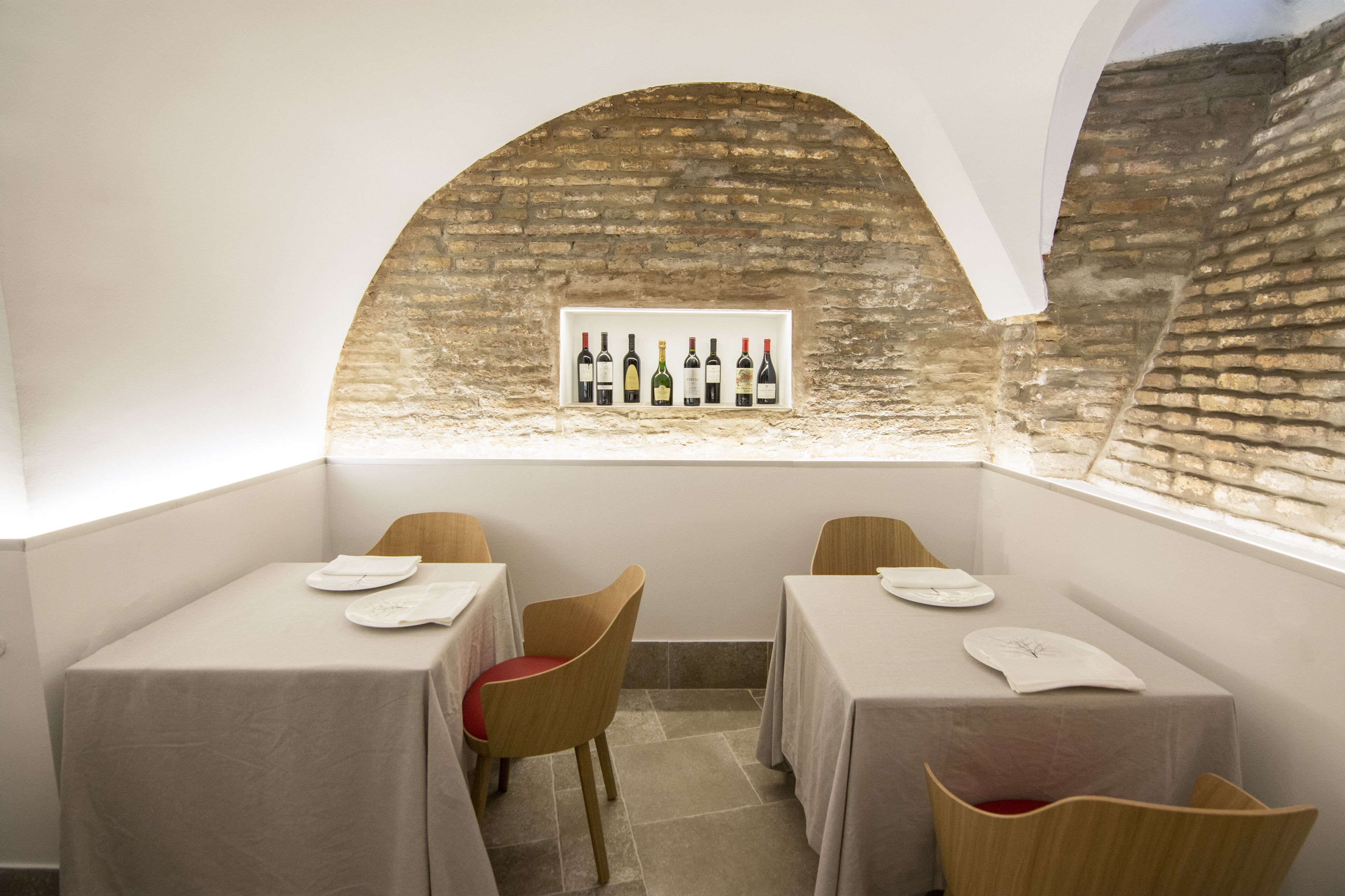 Café da manhã com buffet grátis todos os dias