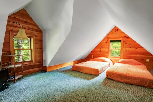 The Cozy Cabin On North Creek - Adirondack Mountains