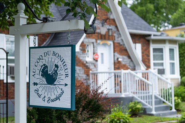 Au Coq Du Bonheur - Magog