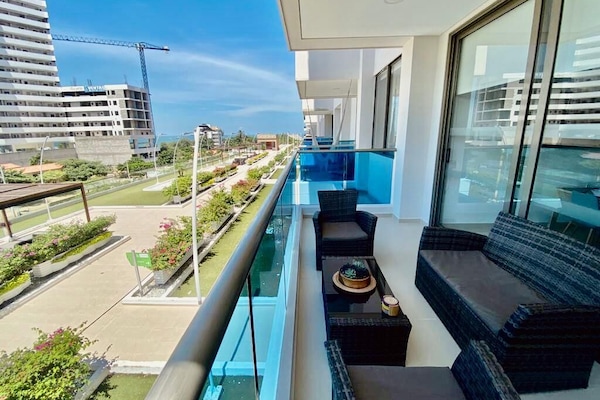 Apartamento básico | Vista da sacada